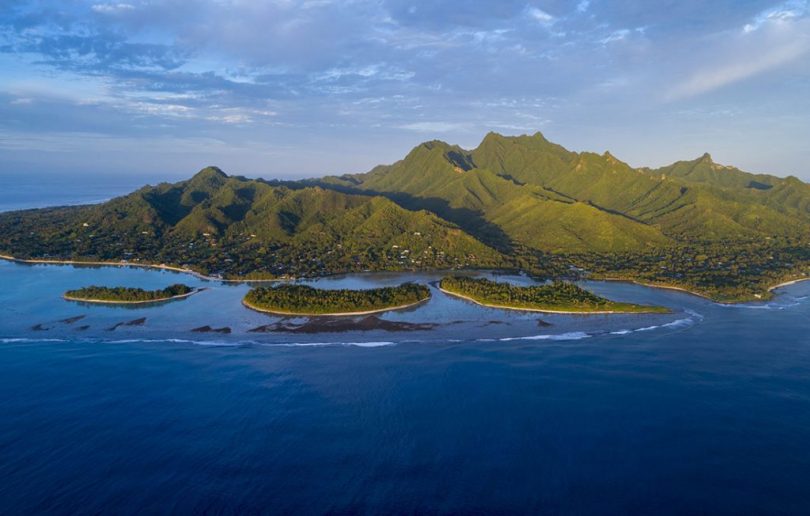 La ruta hacia la roca sagrada de las Islas Cook - Revista de Viajes ...